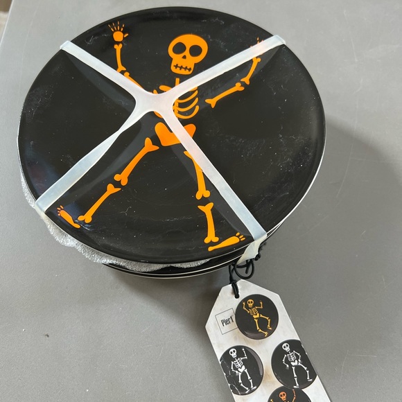 Pier 1 | Holiday | Pier Set Of 4 Halloween Skeleton Appetizer Plates ...